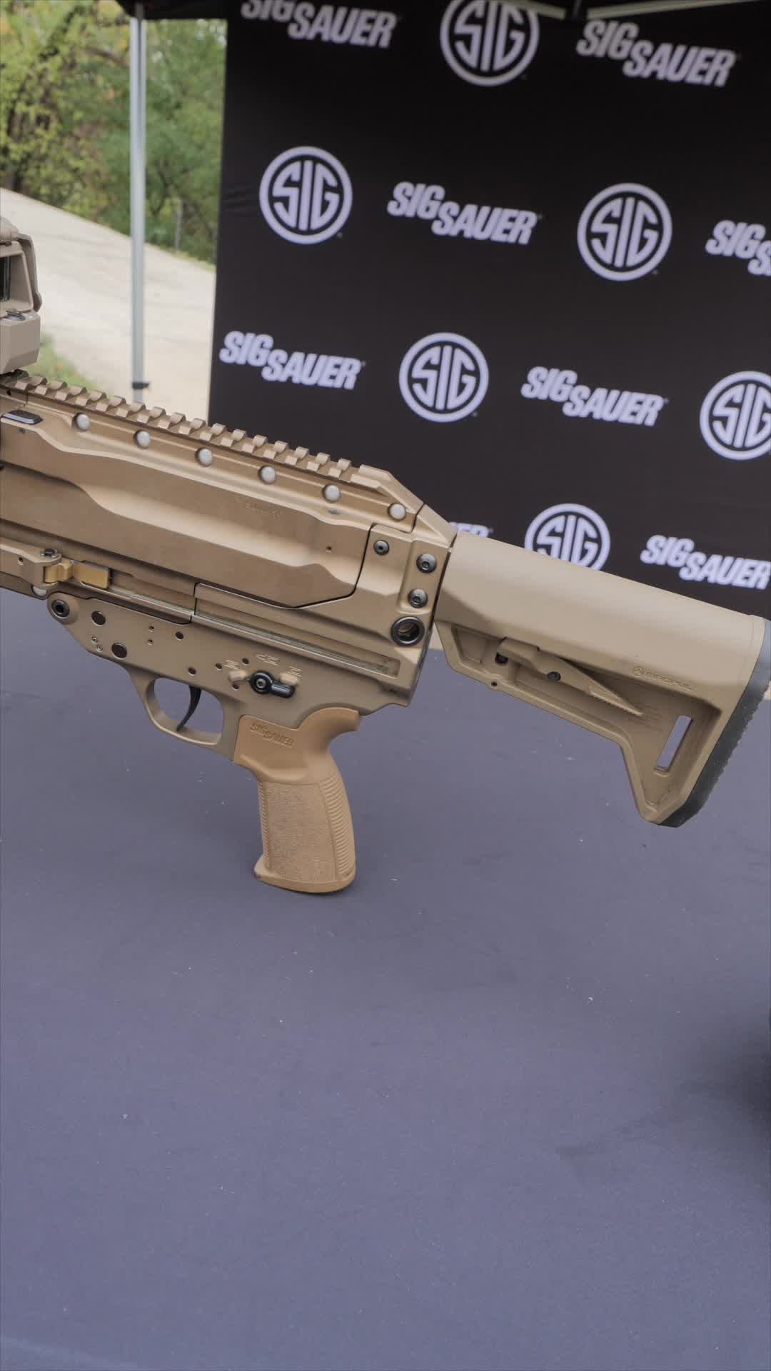 Shared post - Sig Sauer XM250 machine gun